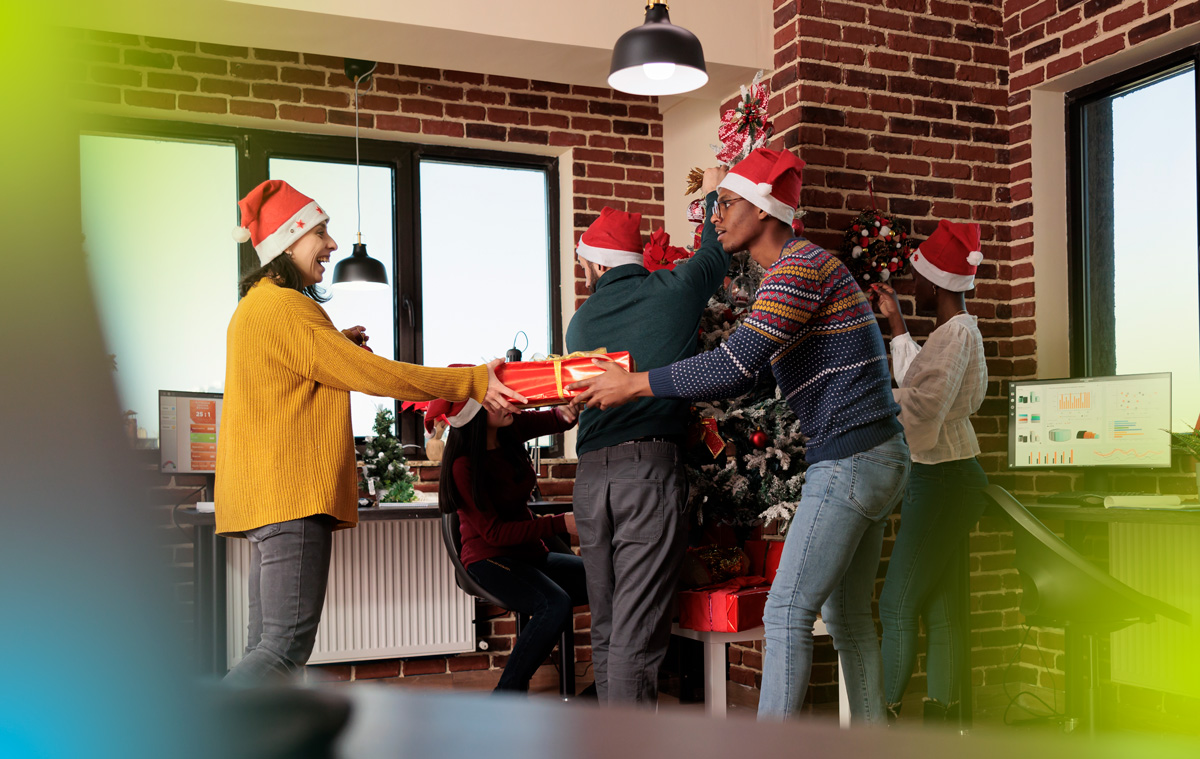 Tips on Hiring Seasonal Workers for the Holidays Season - Fuze HR Solutions